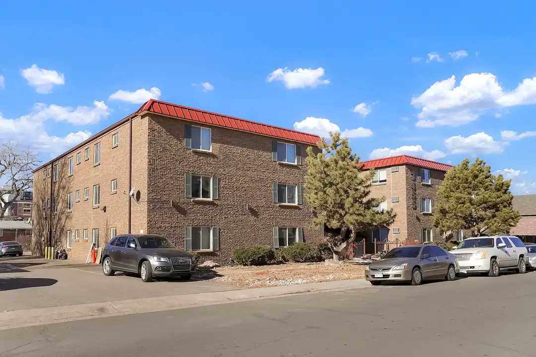Kingsbrook Arms - 3455 S Marion St - Englewood, CO | Rent.