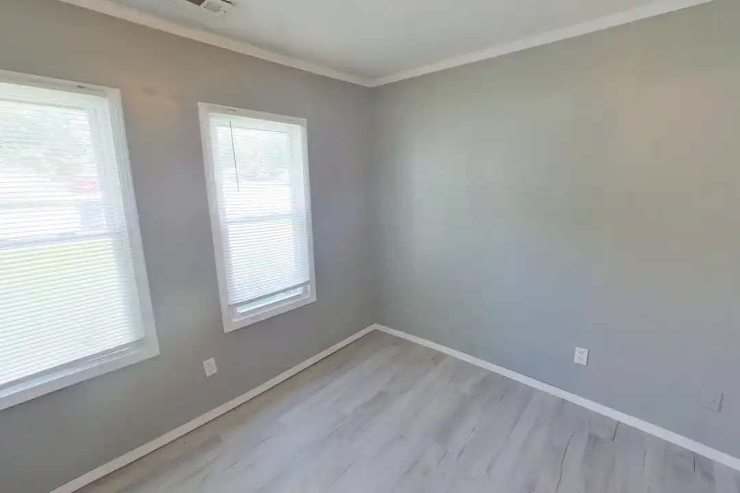 1849 S Spruce St - Wichita, KS | Rent.