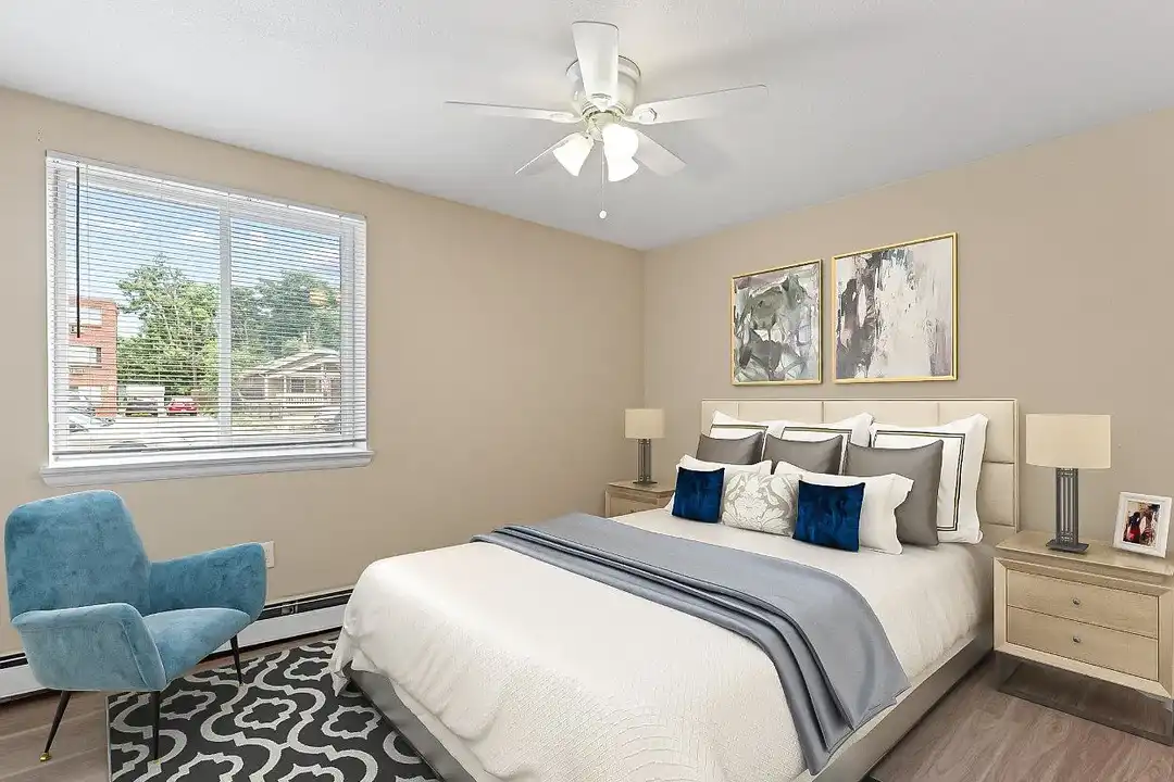 Kingsbrook Arms - 3455 S Marion St - Englewood, CO | Rent.