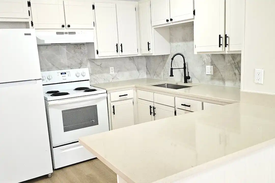 Azle Creek Apartments - 519 W Main St - Azle, TX | Rent.