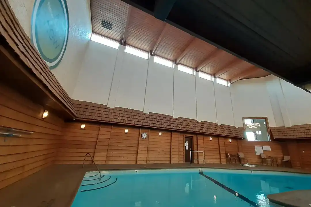 New Brighton View - 1000 County Road D W - New Brighton, MN | Rent.