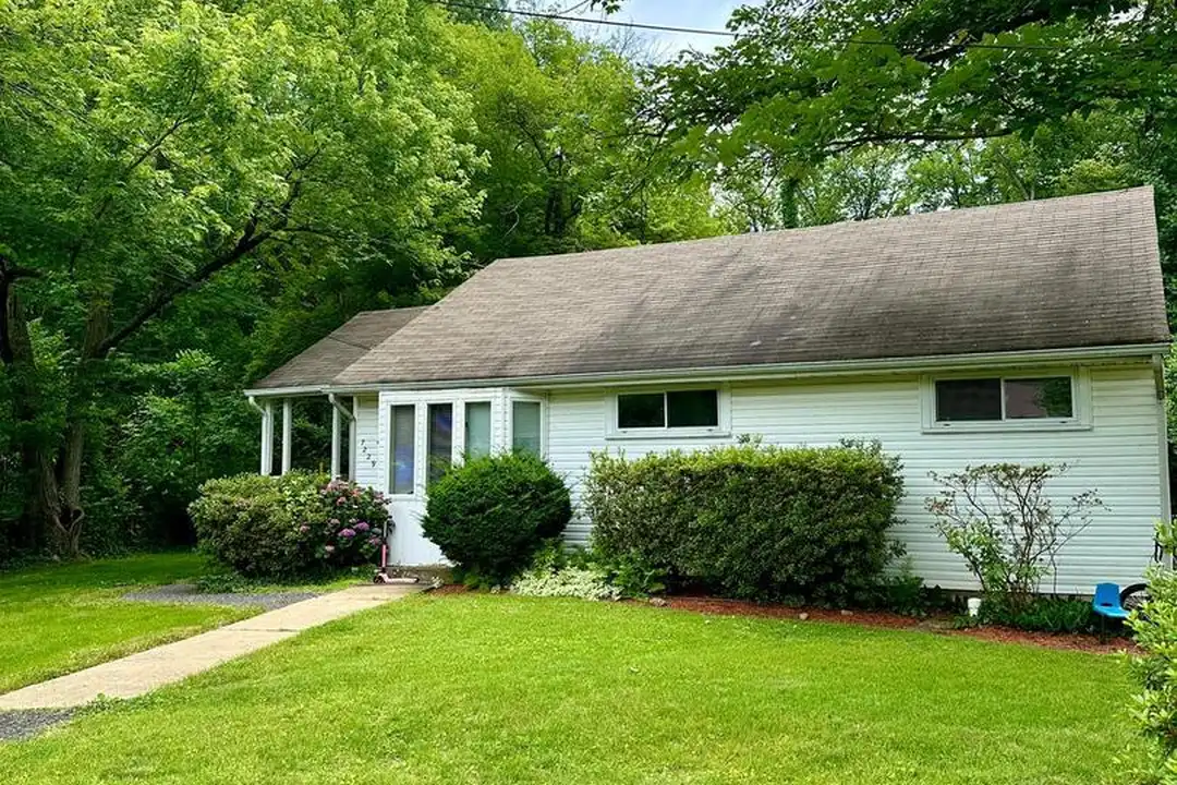 7229 Pimmit Ct - Falls Church, VA | Rent.