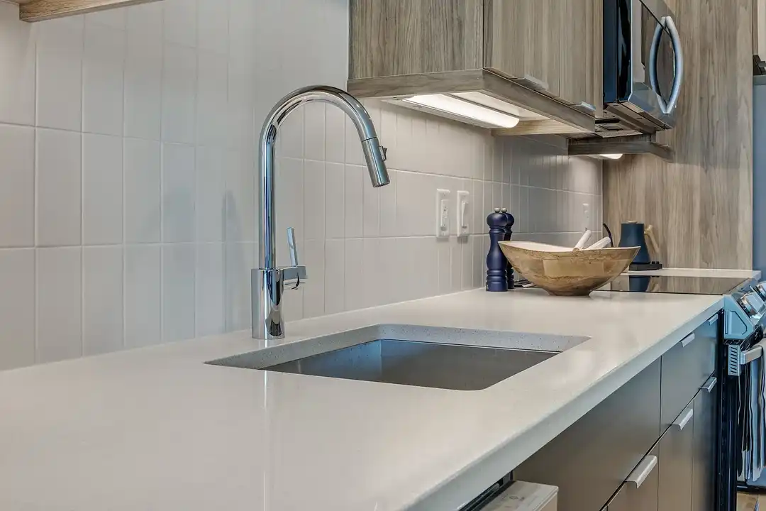 Modera Woodbridge - 10 Main St - Woodbridge, NJ | Rent.