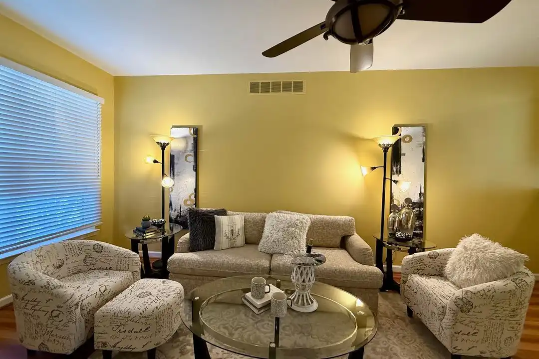 30510 Caroline Emily - New Baltimore, MI | Rent.