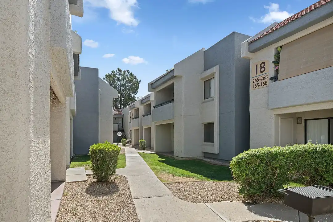 Hidden Cove Apartments - 2001 W Union Hills Dr - Phoenix, AZ | Rent.