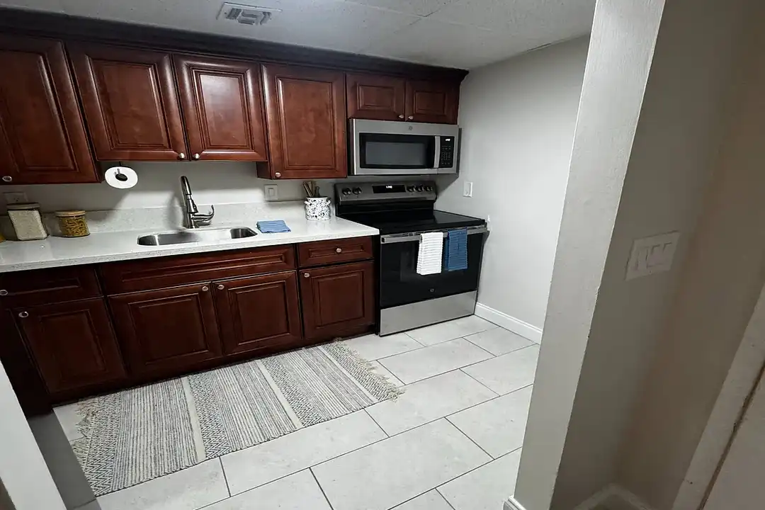Aventine at Skylyn Apartments - 1703 Skylyn Dr - Spartanburg, SC | Rent.