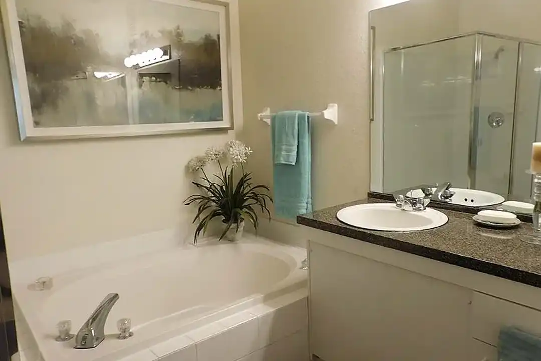 Compton Place - 6000 Compton Estates Way - Tampa, FL | Rent.