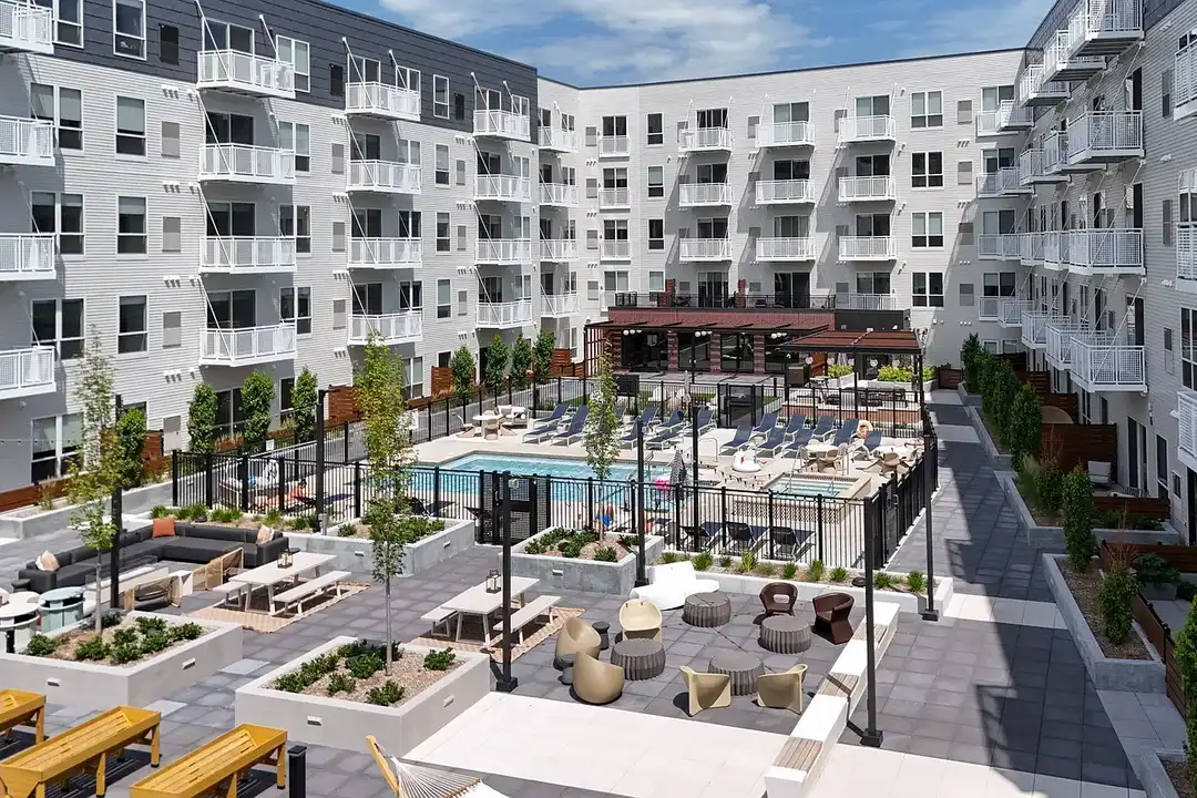 The Hallon - 8594 Excelsior Blvd - Hopkins, MN | Rent.