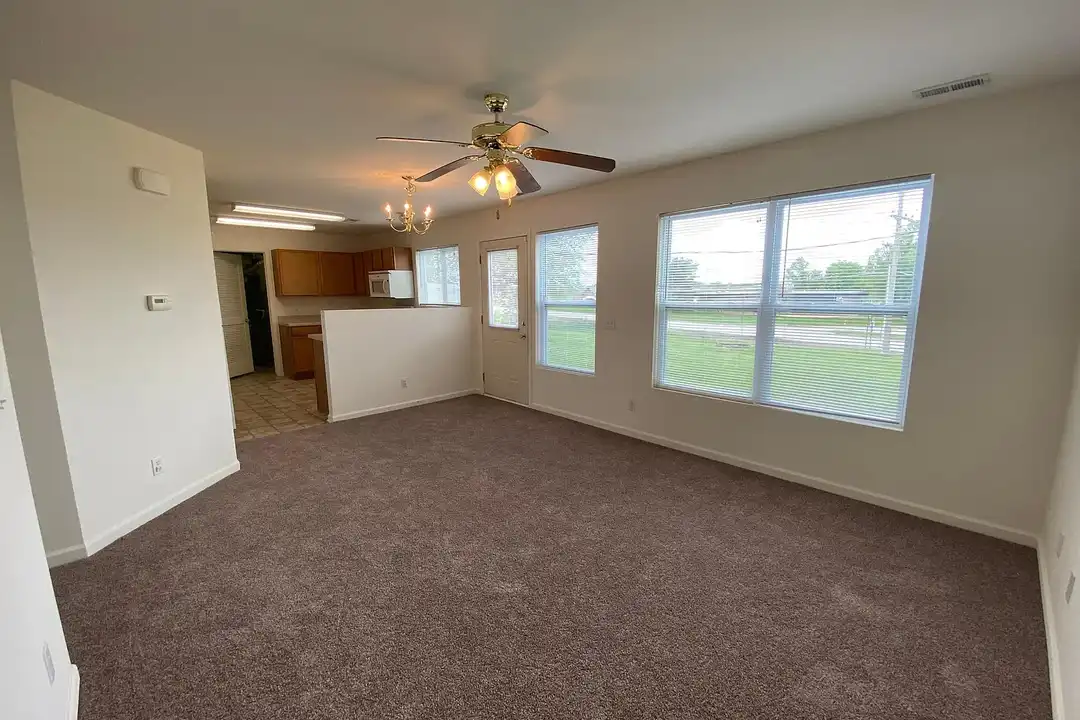 Rising View - 3116 Lockbourne Dr - Bellevue, NE | Rent.
