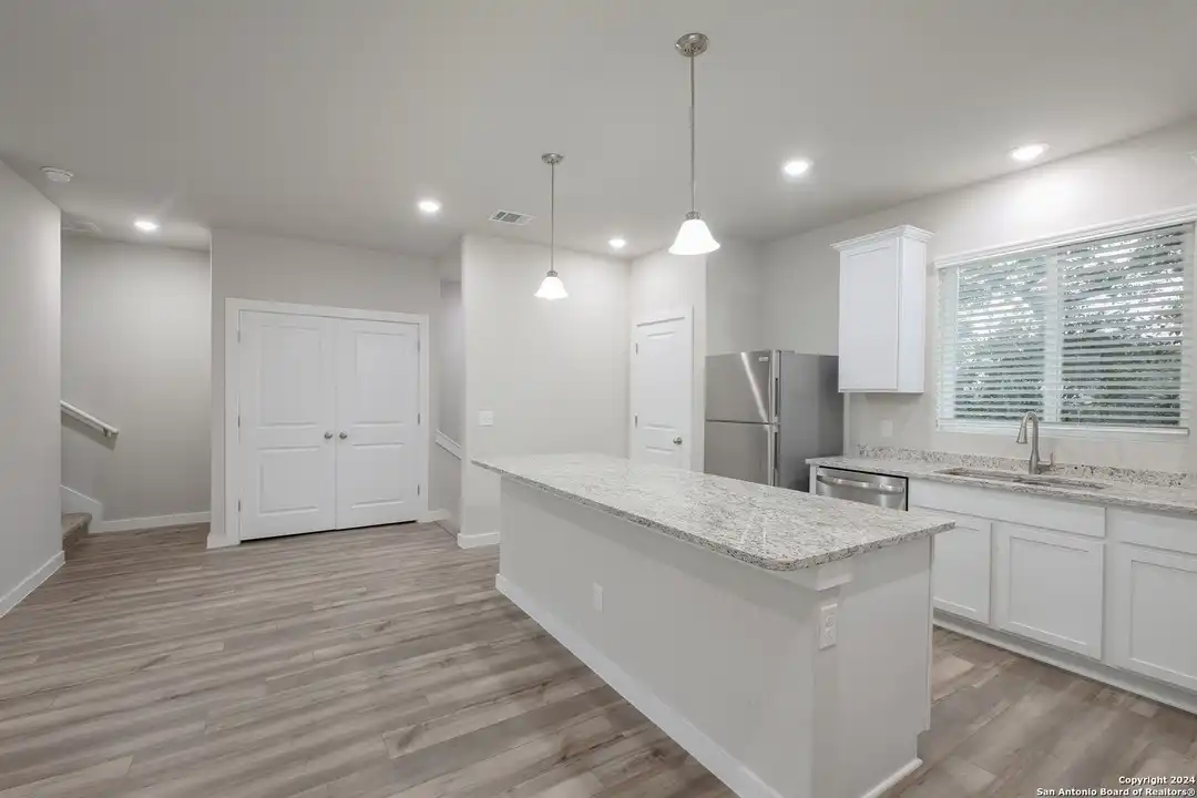 21402 James Charles - San Antonio, TX | Rent.