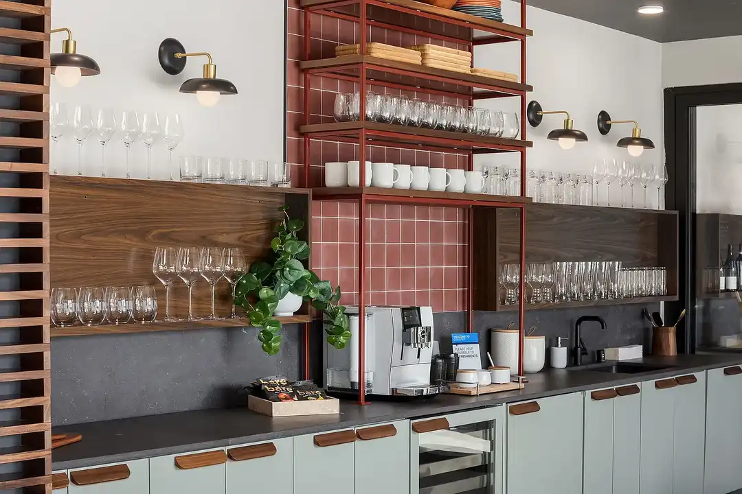 Broadstone Vin - 4106 Stone Way N - Seattle, WA | Rent.