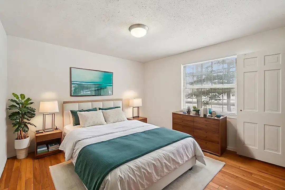 Springwells Park - 15630 Middlebury Dr - Dearborn, MI | Rent.