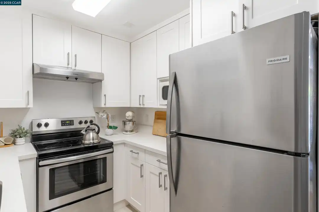 5305 Ridgeview Cir unit 8 - El Sobrante, CA | Rent.