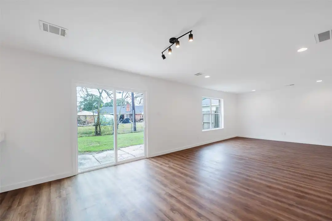 11703 N Perry Ave - Houston, TX | Rent.