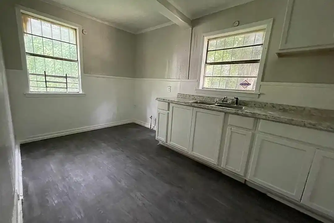 450 Derrick St - Jackson, MS | Rent.