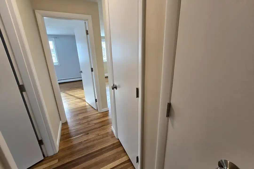 194 Lincoln St #4 - Stoughton, MA | Rent.