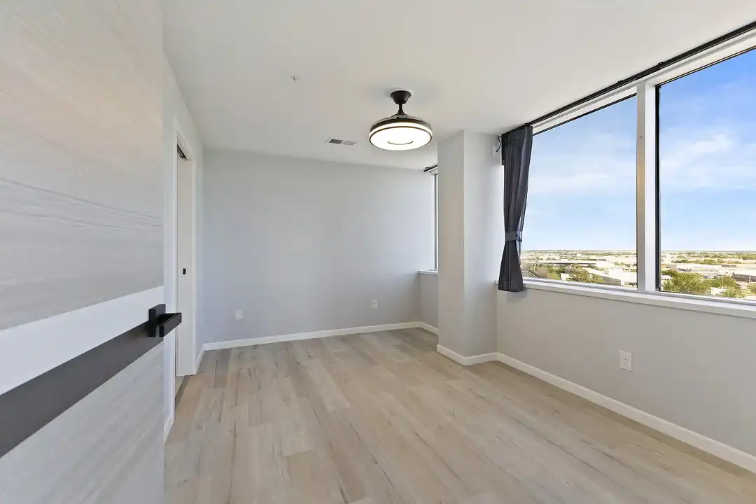 Reese Tower - 5810 E Skelly Dr - Tulsa, OK | Rent.
