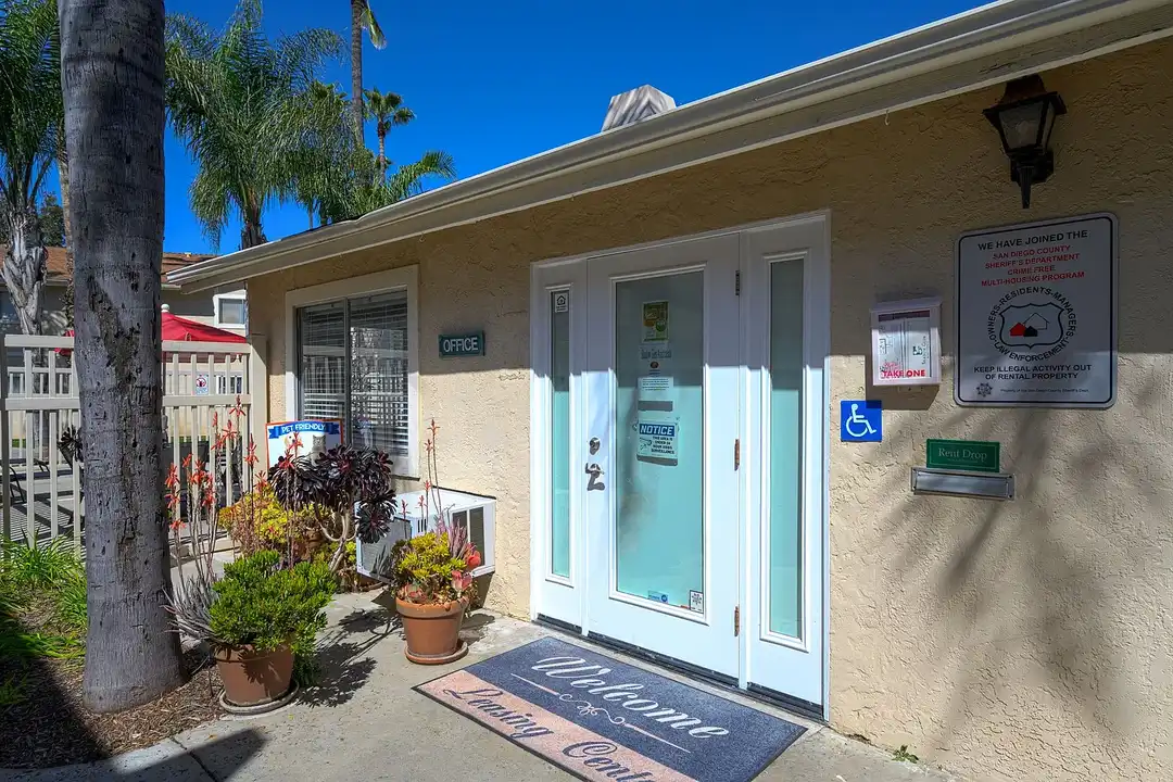 Shadow Glen Apartments IMMEDIATE MOVE INS - 140 N 14th St N - Ramona ...