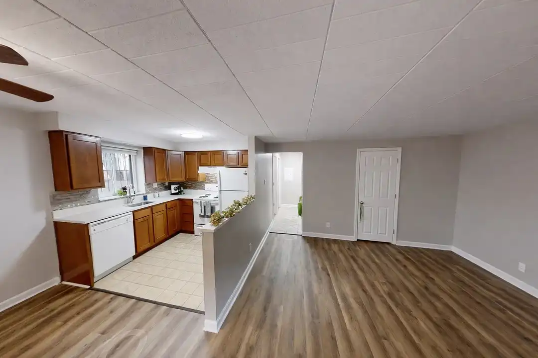 James Manor - 5527 Ellsworth Ave - Pittsburgh, PA | Rent.