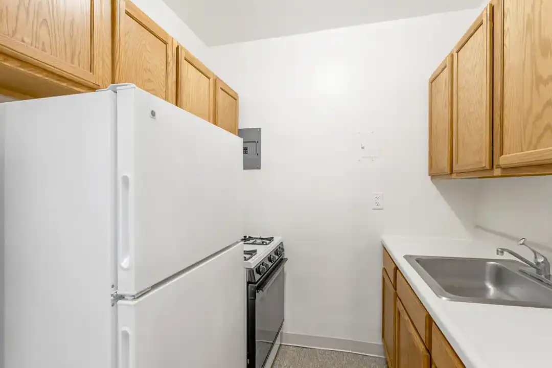 State House Apartments - 2122 Massachusetts Ave NW - Washington, DC | Rent.