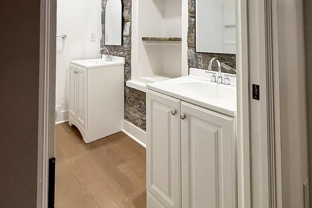 2928 Lincoln Hwy E - Soudersburg, PA | Rent.