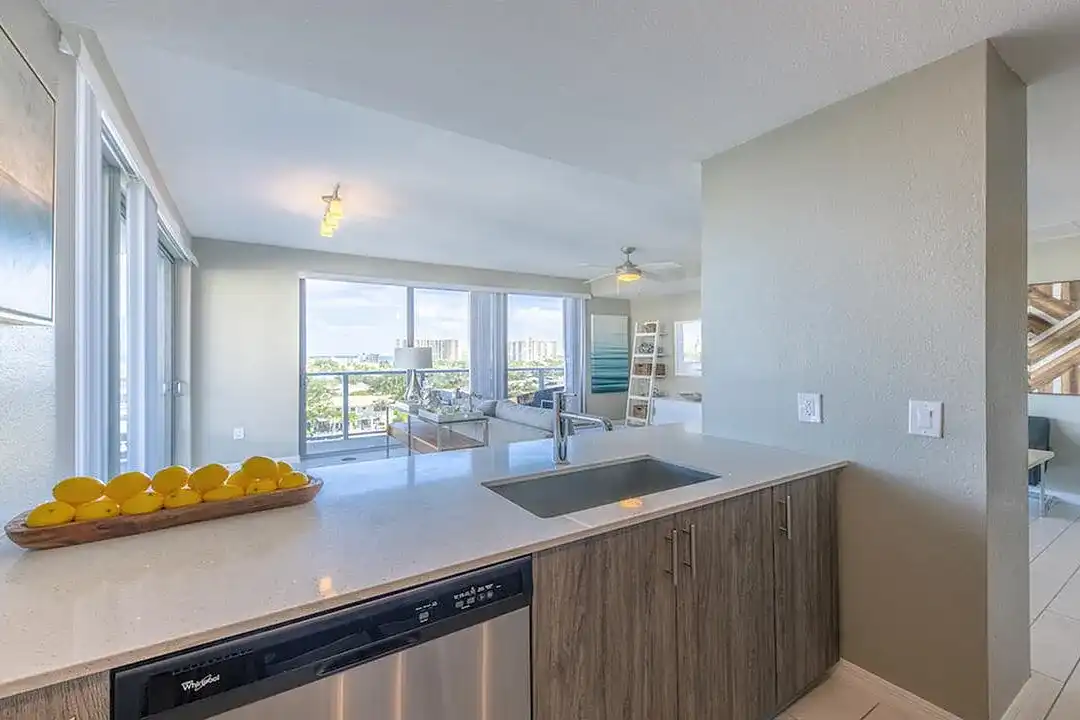 Emera Port Royale - 3333 Port Royale Dr S - Fort Lauderdale, FL | Rent.