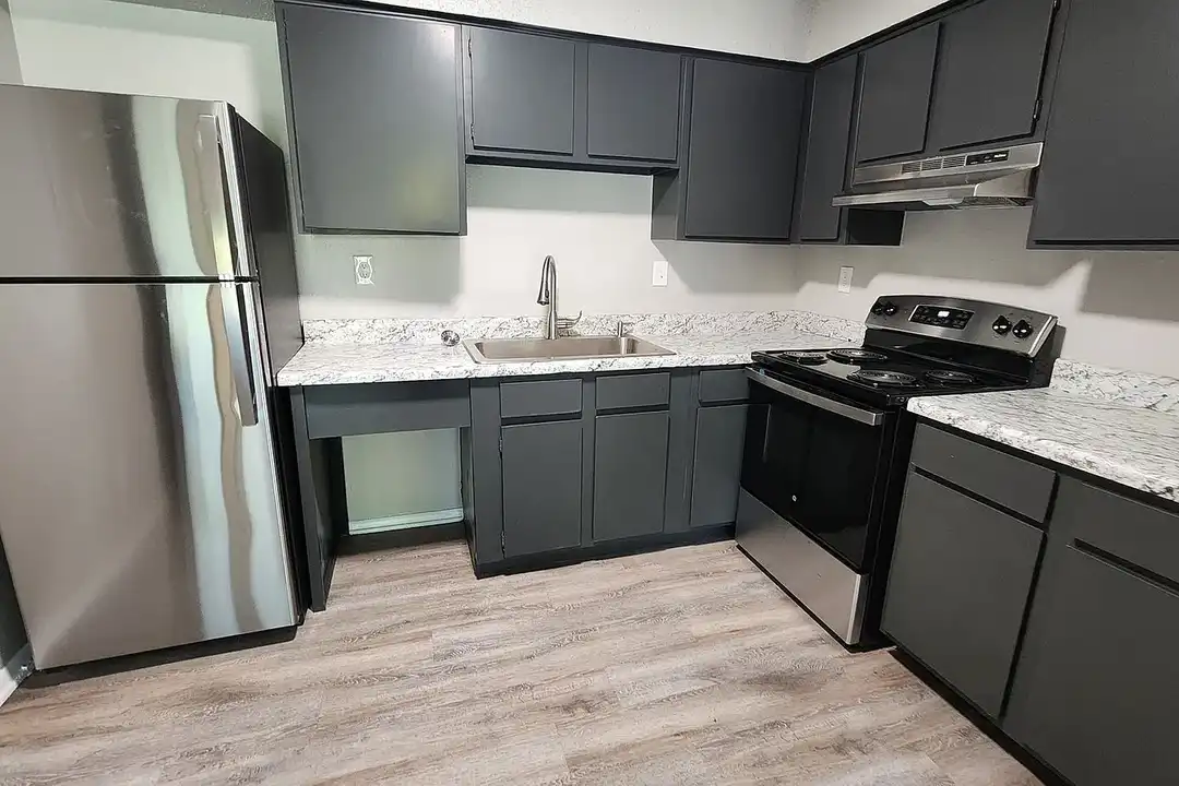 Bethany Place Apartments - 3901 N Rockwell Ave - Bethany, OK | Rent.