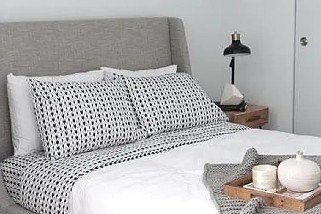 MKE Lofts - 725 N Plankinton Ave - Milwaukee, WI | Rent.