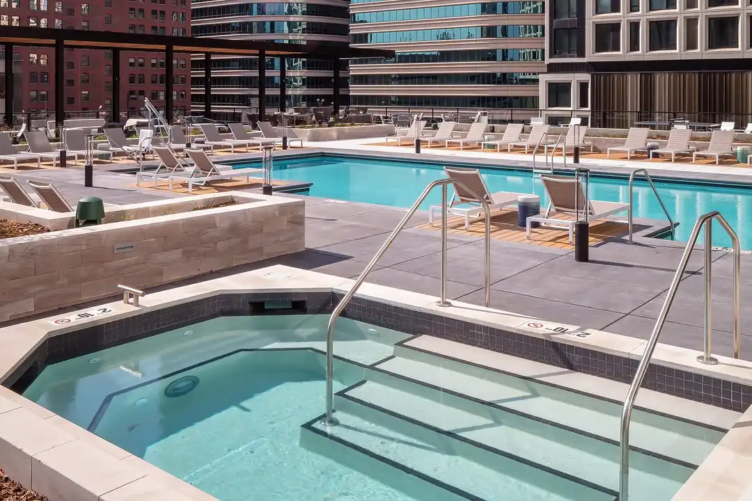 365 Nicollet - 365 Nicollet Mall - Minneapolis, MN | Rent.