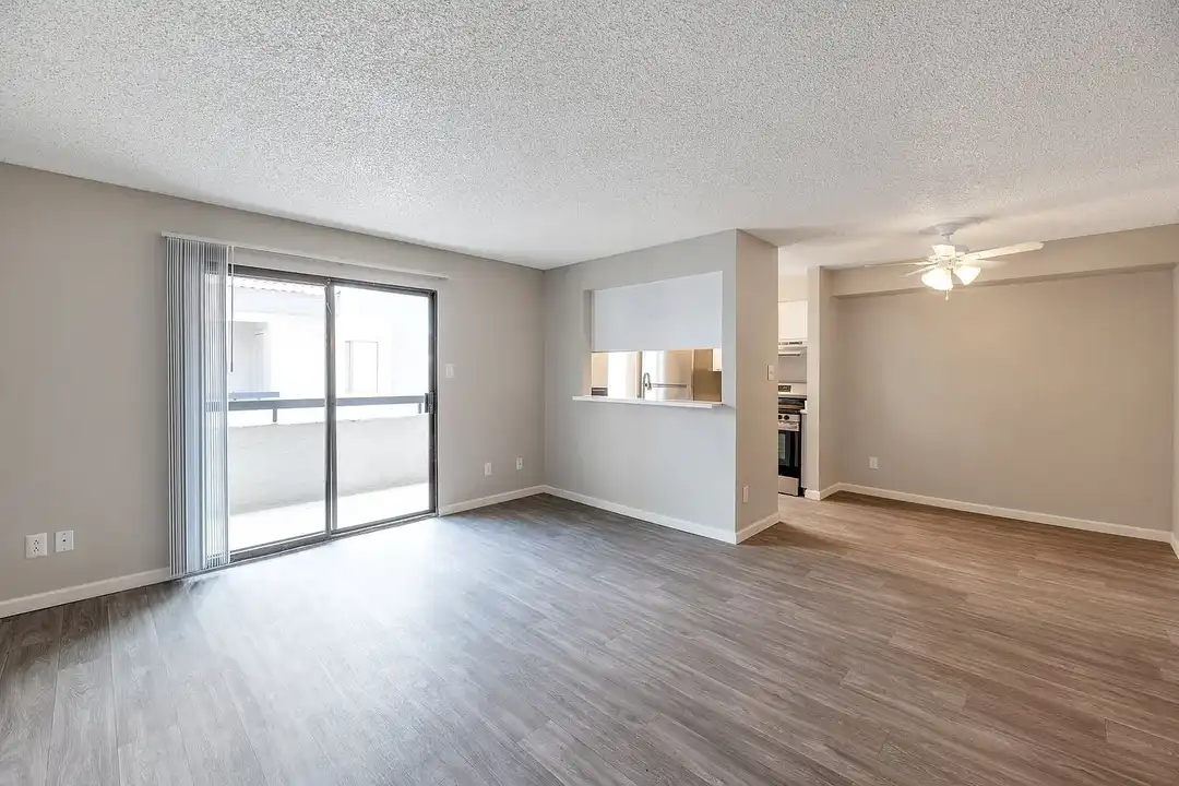 Hidden Cove Apartments - 2001 W Union Hills Dr - Phoenix, AZ | Rent.