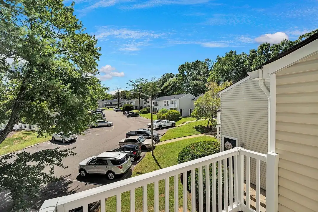 Aston Ridge Apartments - 705 Pool Rd - Richmond, VA | Rent.