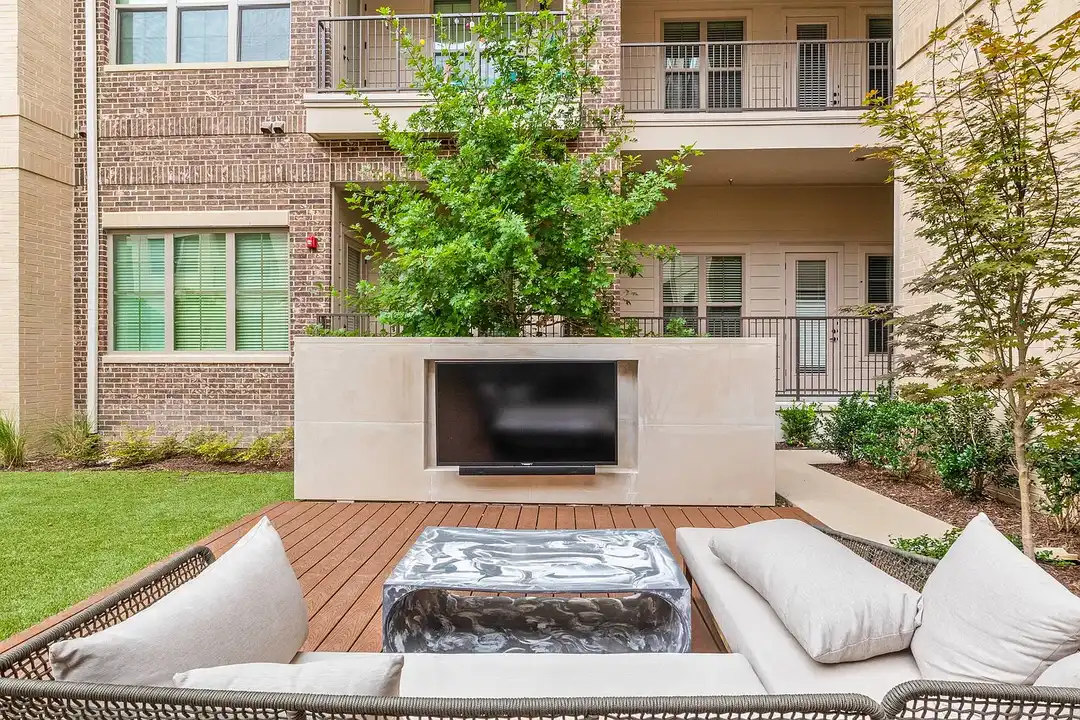 Addison Grove - 4150 Belt Line Rd - Addison, TX | Rent.
