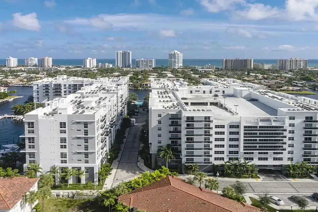 Emera Port Royale - 3333 Port Royale Dr S - Fort Lauderdale, FL | Rent.