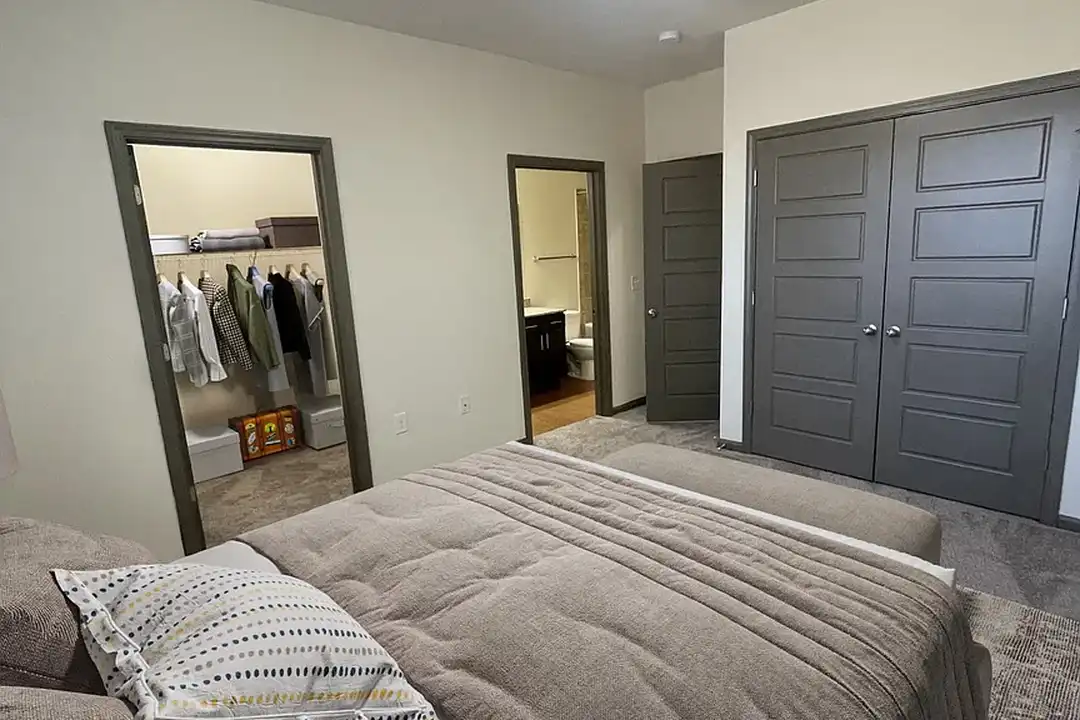 Velo Verdae Apartments - 205 Verdae Blvd - Greenville, SC | Rent.