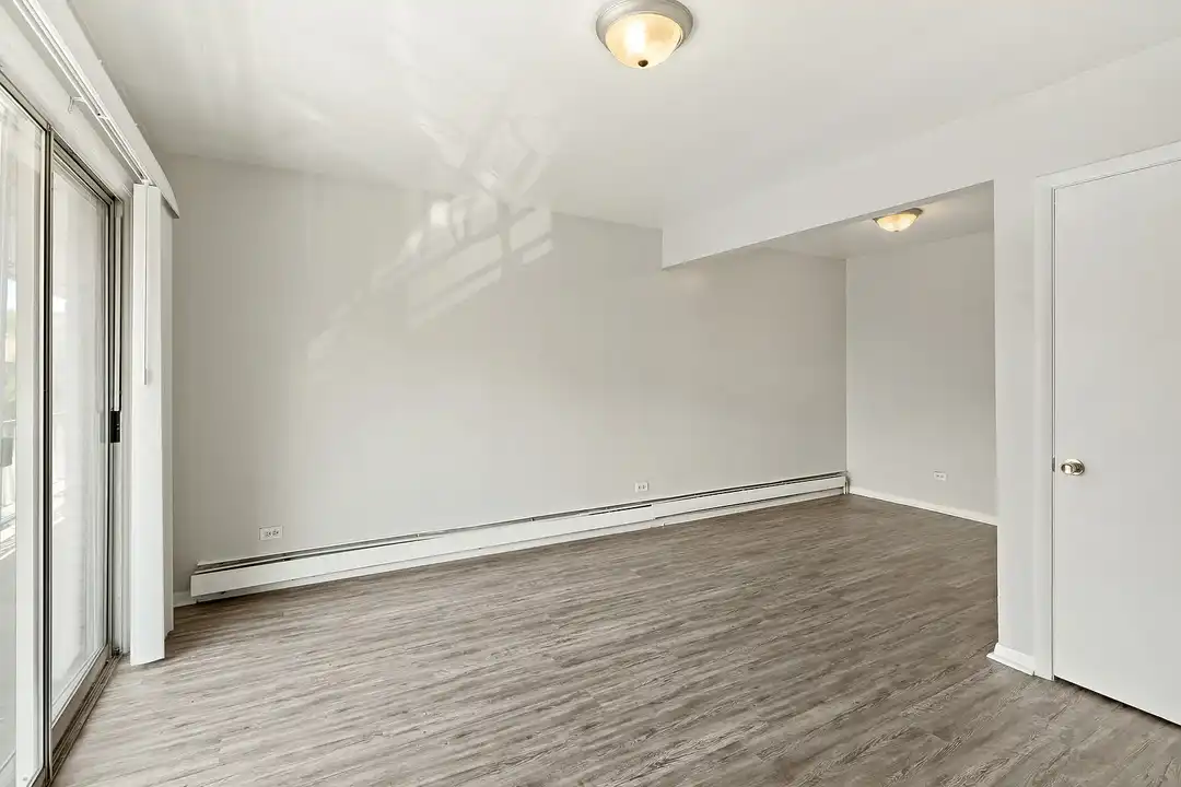 Blue Station Apartments - 2130 W 122nd St - Blue Island, IL | Rent.