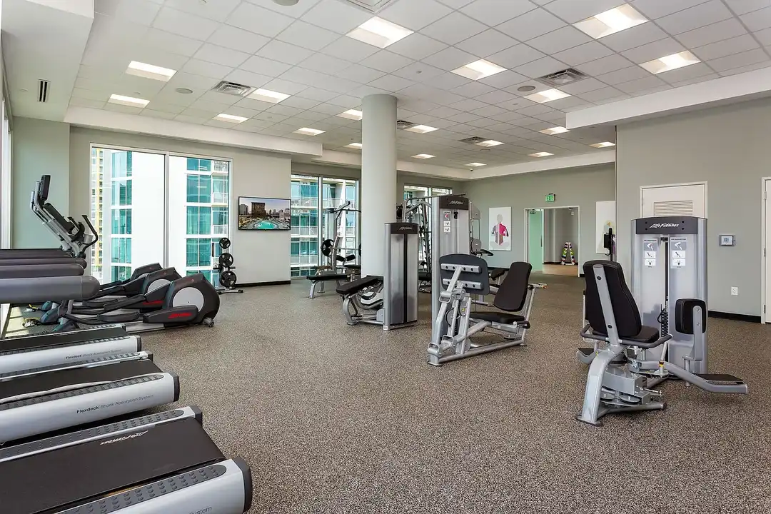 Nine15 Midtown - 915 W Peachtree St NW - Atlanta, GA | Rent.