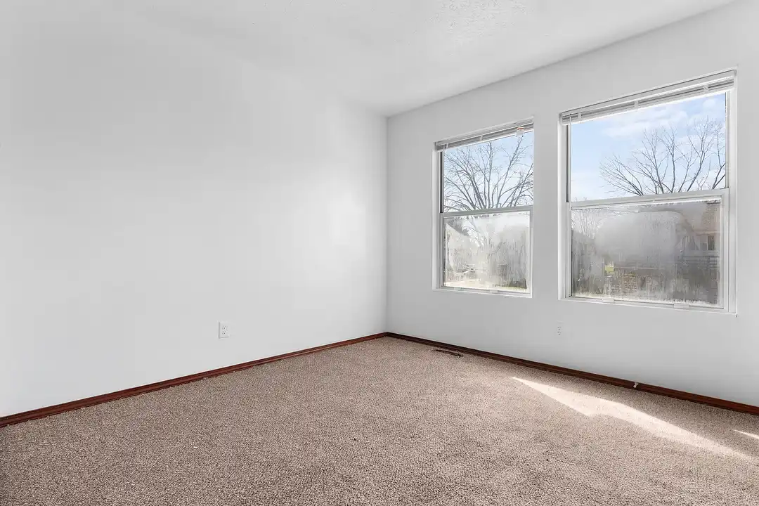 Northgate Apartments - 652 Northgate Cir - Rochester, IN | Rent.