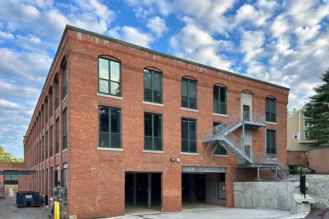 1665 Main Street - 1665 Main St - Jefferson, MA | Rent.