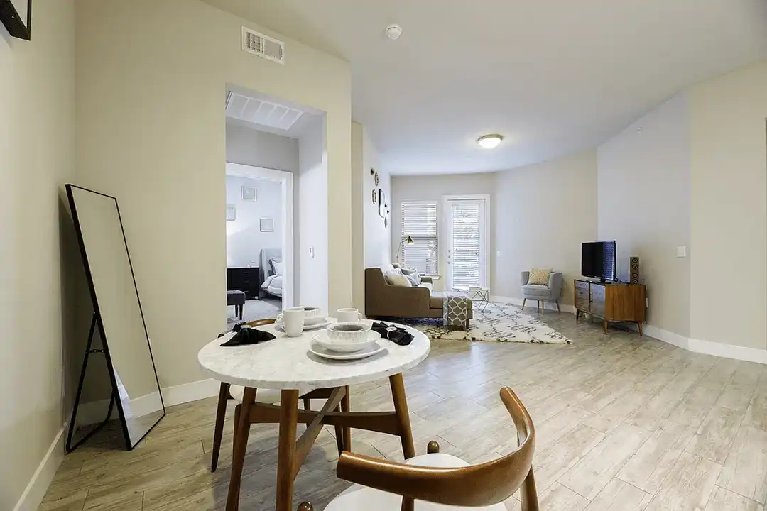 Maple District Lofts - 5415 Maple Ave - Dallas, TX | Rent.