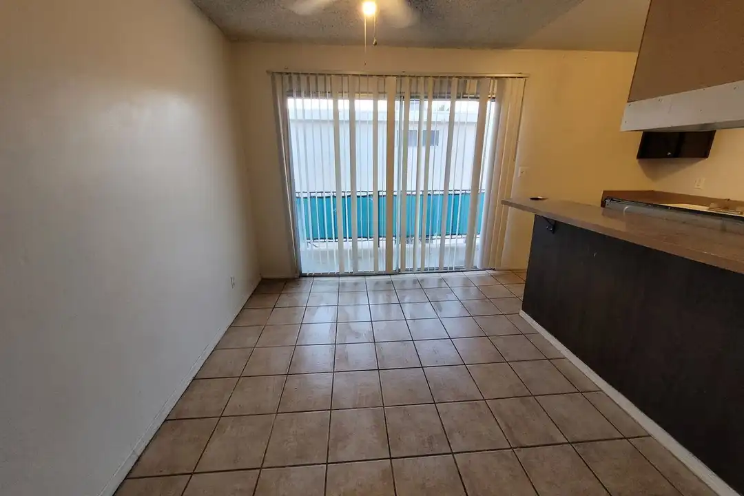 2621 S Virginia Dr unit 218 - Yuma, AZ | Rent.