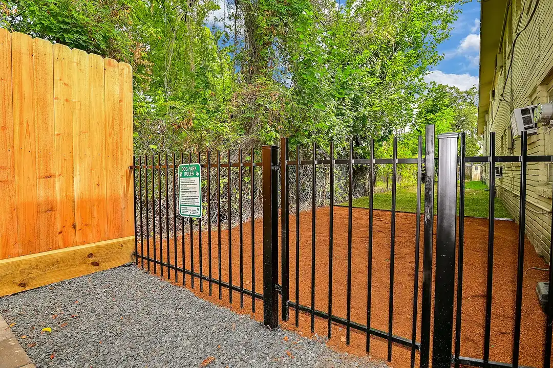 Dodson Place - 3201 Laura Koppe Rd - Houston, TX | Rent.