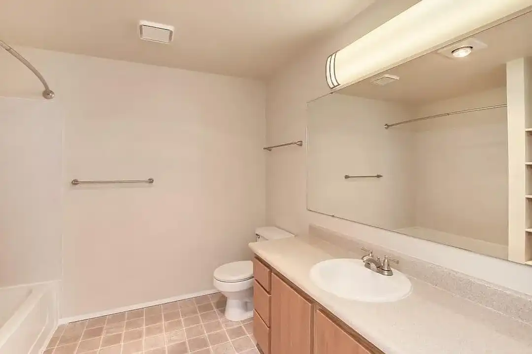 Arbor Square Apartments - 606 Lilly Rd NE - Olympia, WA | Rent.