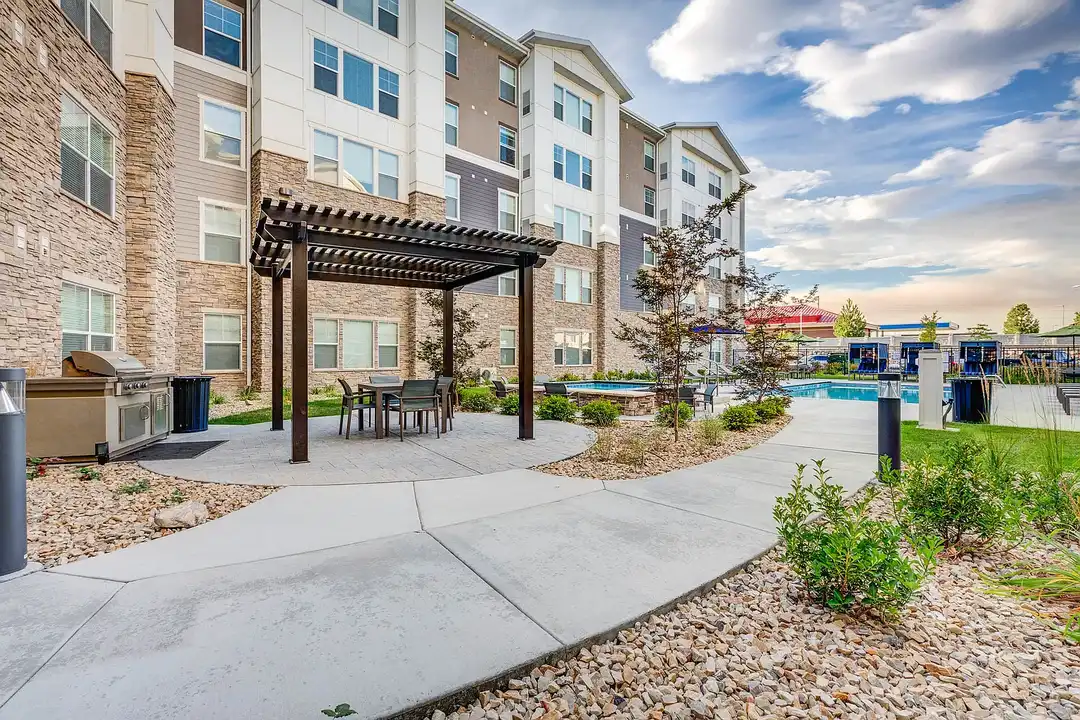Incline at Anthem - 55+ Active Adult Apartment Homes - 11901 S Freedom ...
