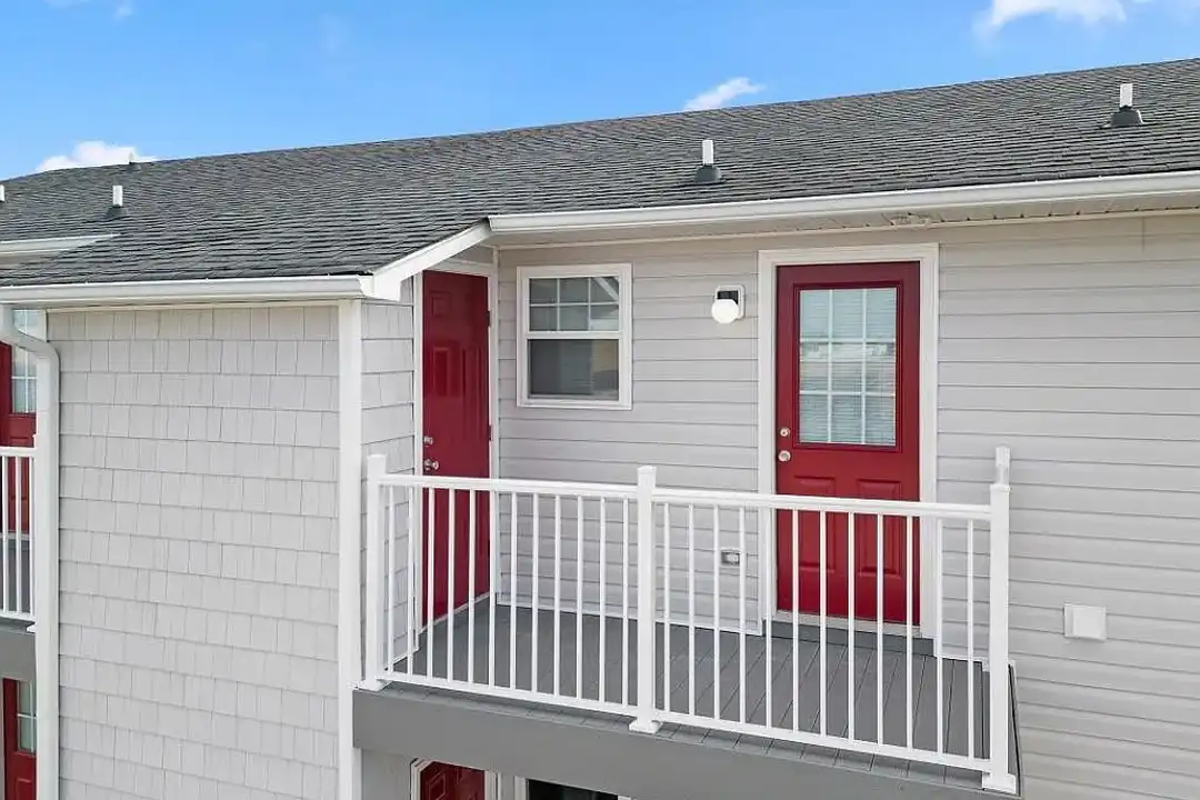 Tryon Village Apartments - 1425 Red Robin Ln - New Bern, NC | Rent.