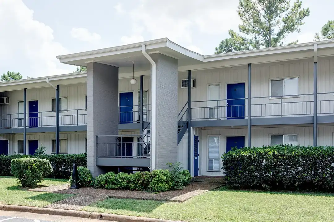 Malibu at Martin Apartments - 8003 Benaroya Ln SW - Huntsville, AL | Rent.