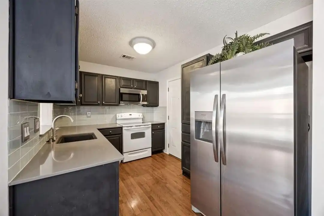 18111 Whispering Gables Ln - Dallas, TX | Rent.