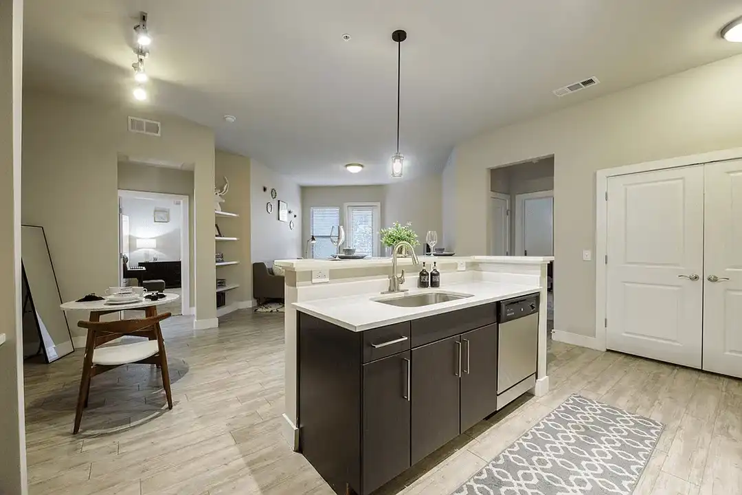 Maple District Lofts - 5415 Maple Ave - Dallas, TX | Rent.