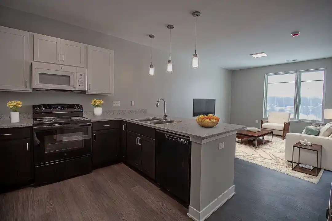 Tigris Tower - 43700 Van Dyke Ave - Sterling Heights, MI | Rent.