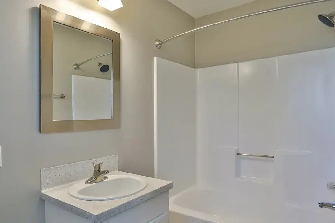 Ashbrook Village - 2295 Pineview Ln - Gastonia, NC | Rent.