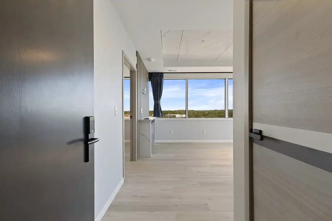 Reese Tower - 5810 E Skelly Dr - Tulsa, OK | Rent.